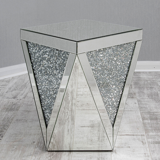 Reyn Crushed Glass End Table In Mirrored | Furniture in Fashion